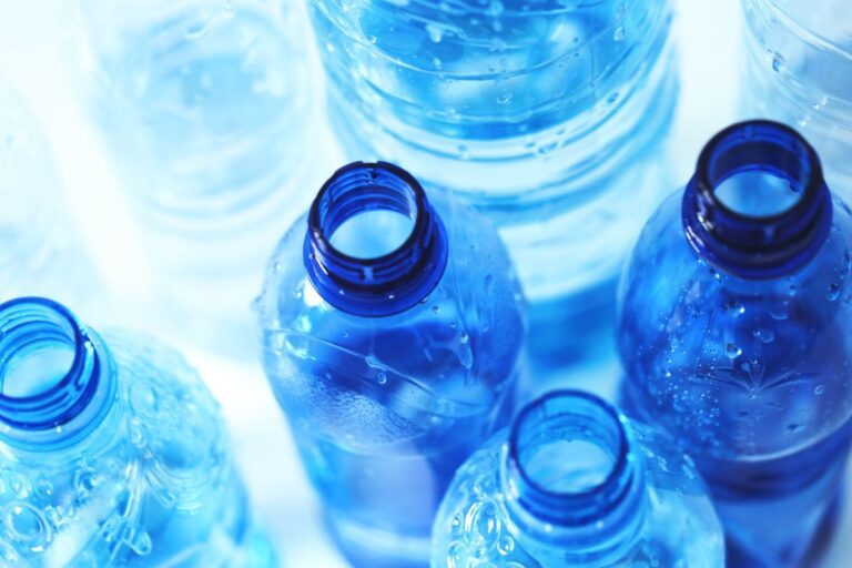 4 Different Types of Bottle Manufacturing Processes