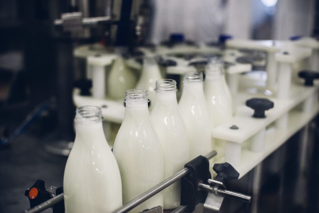 Top 6 Beverage Equipment for the Manufacturing Industry